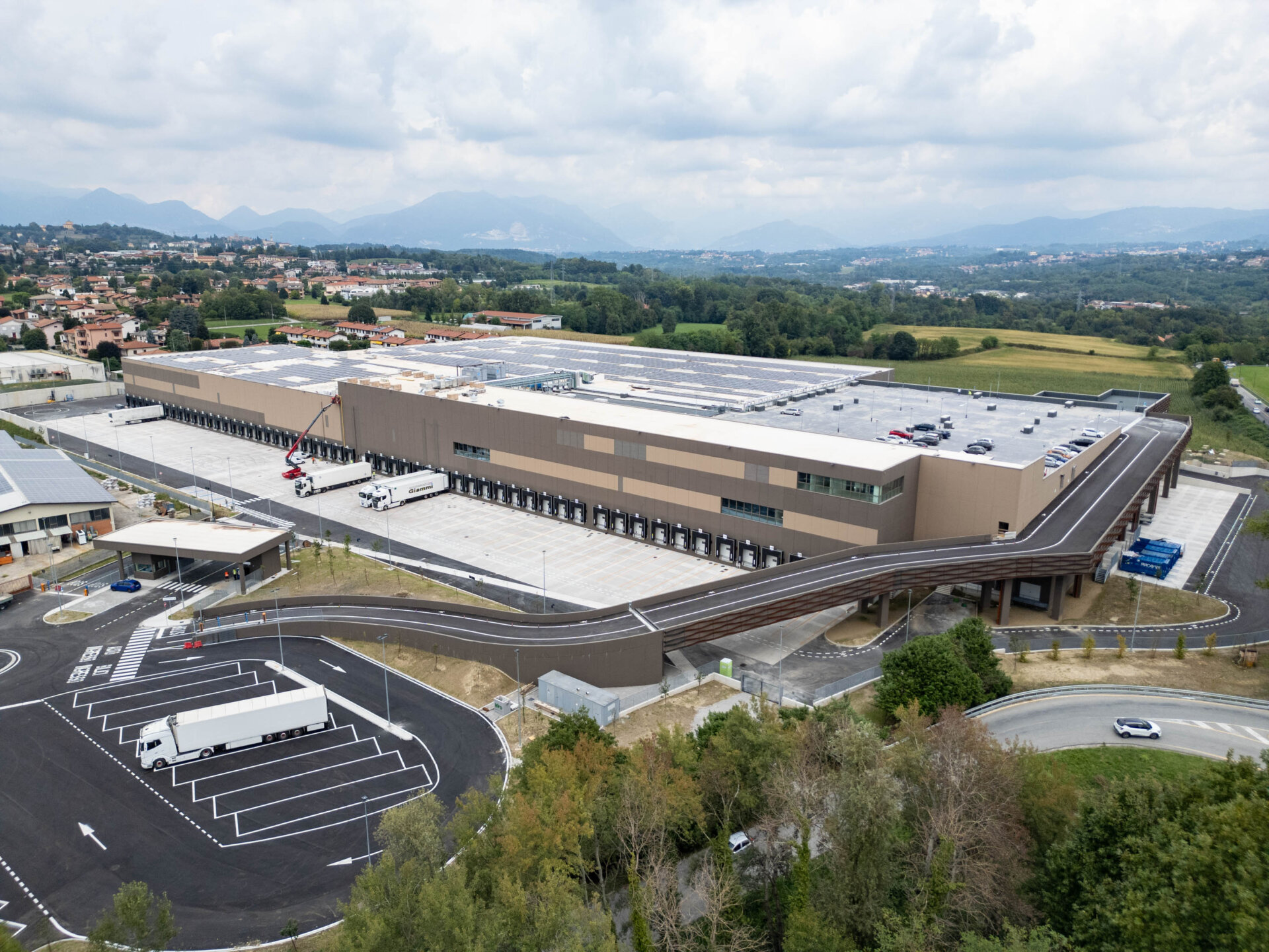 Iperal ha aperto un grande Centro del fresco - Prima Lecco